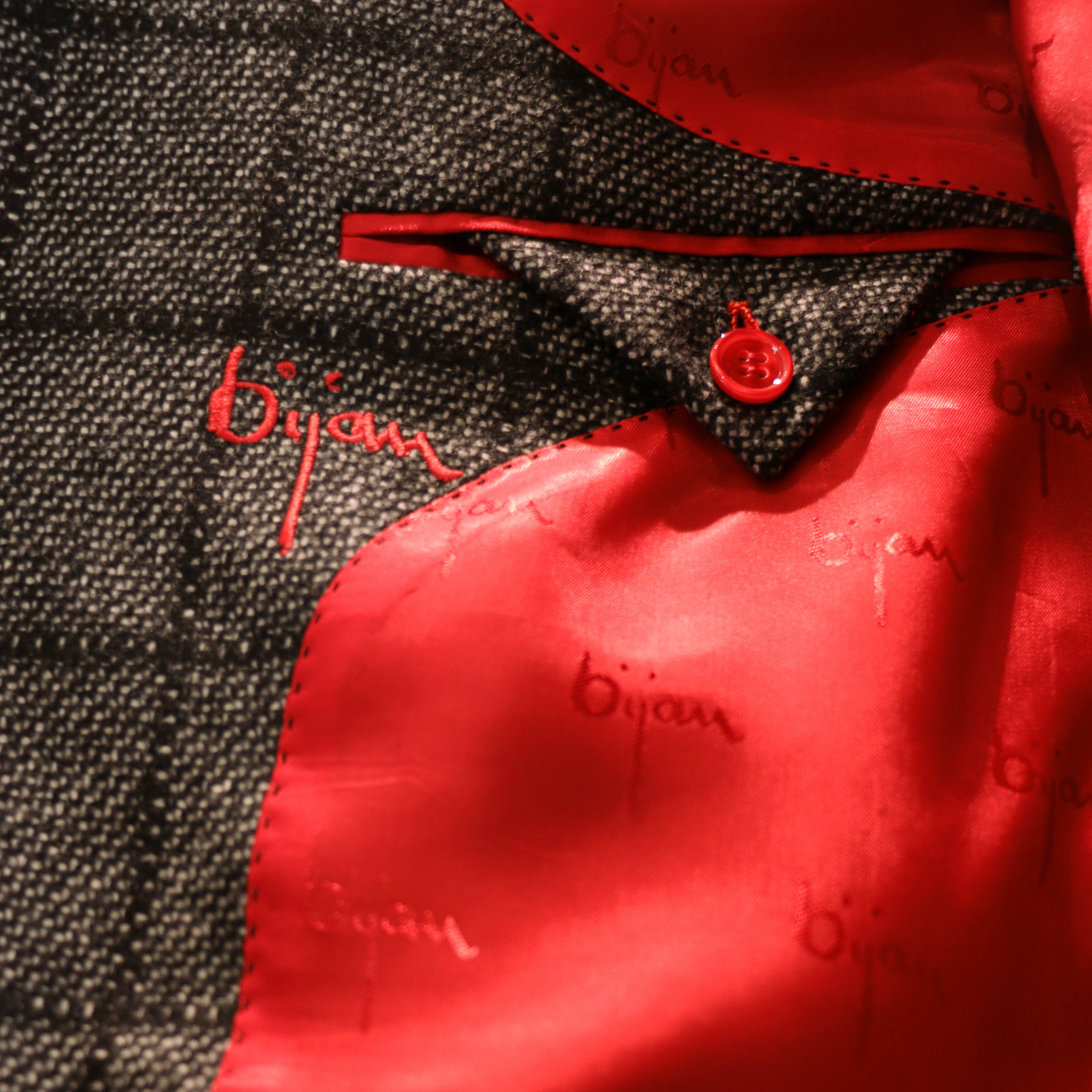 Special Order Charcoal Grey Plaid Cashmere Jacket – House of Bijan